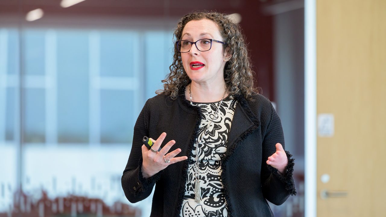 UD Alum, JPMorganChase Executive Morgan Dean Back to Campus Visiting ...